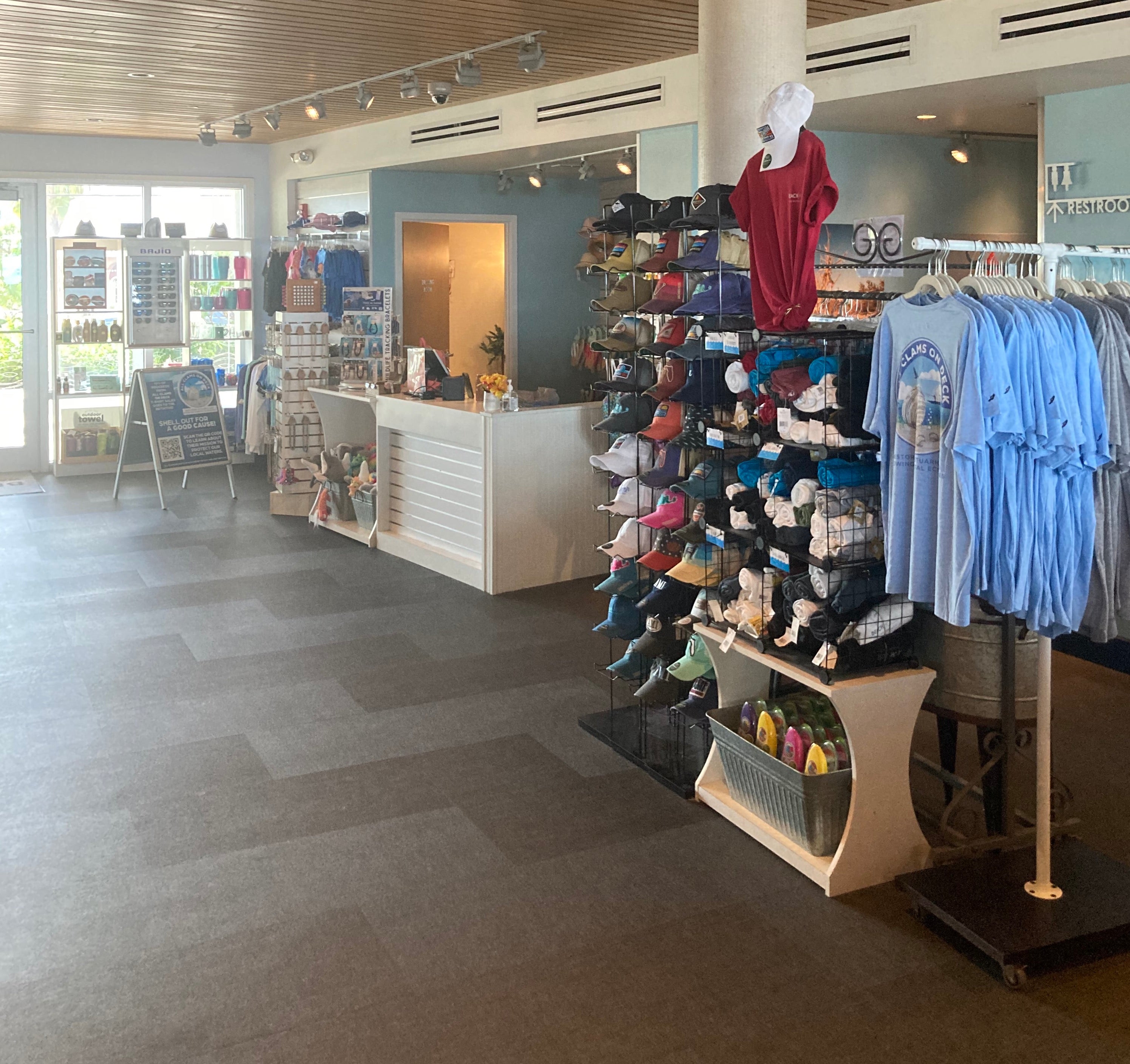 Beach House – Beachside Gift Shop